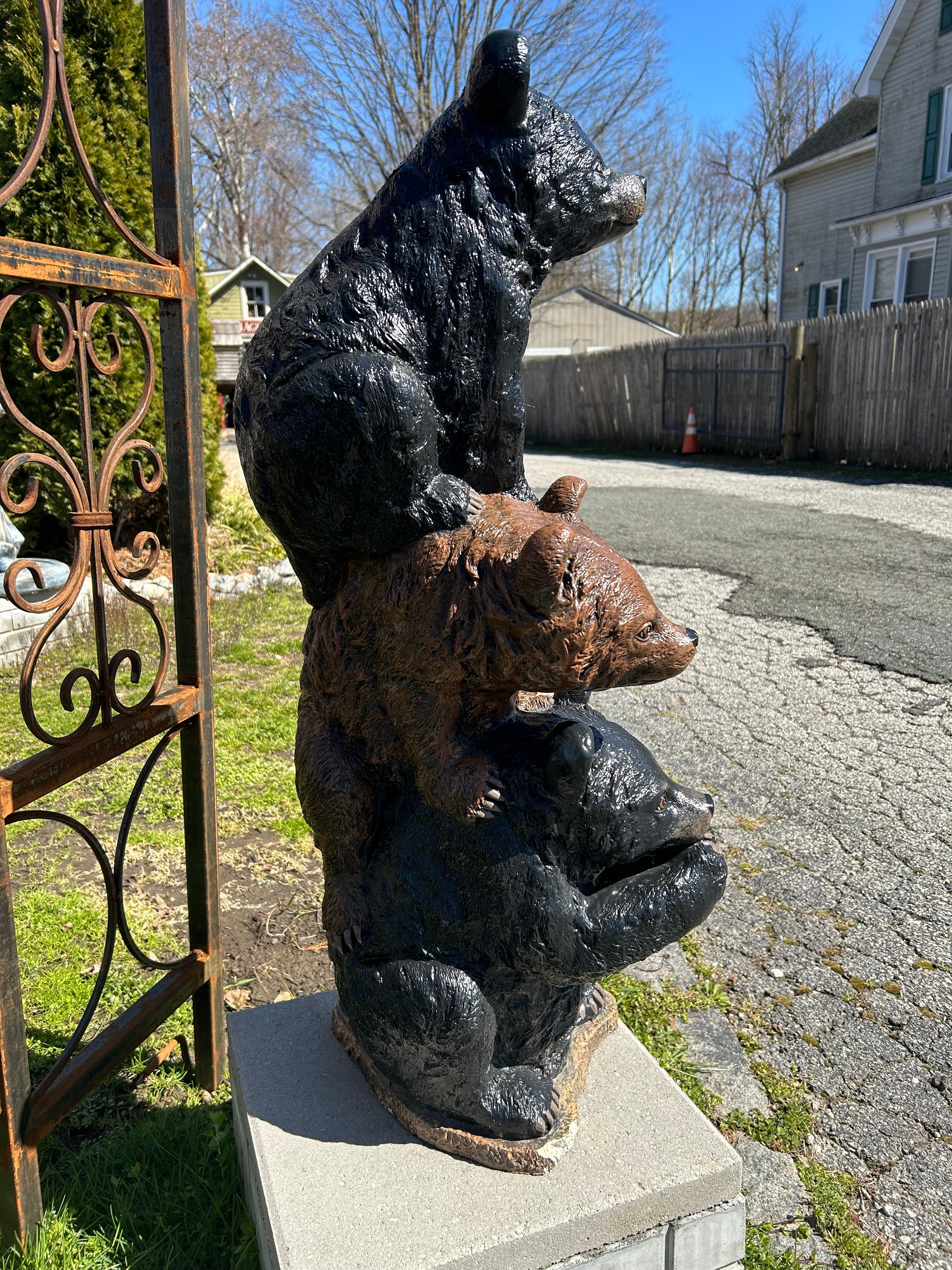 Triple Stacked Bear – Ziegler's Statuary