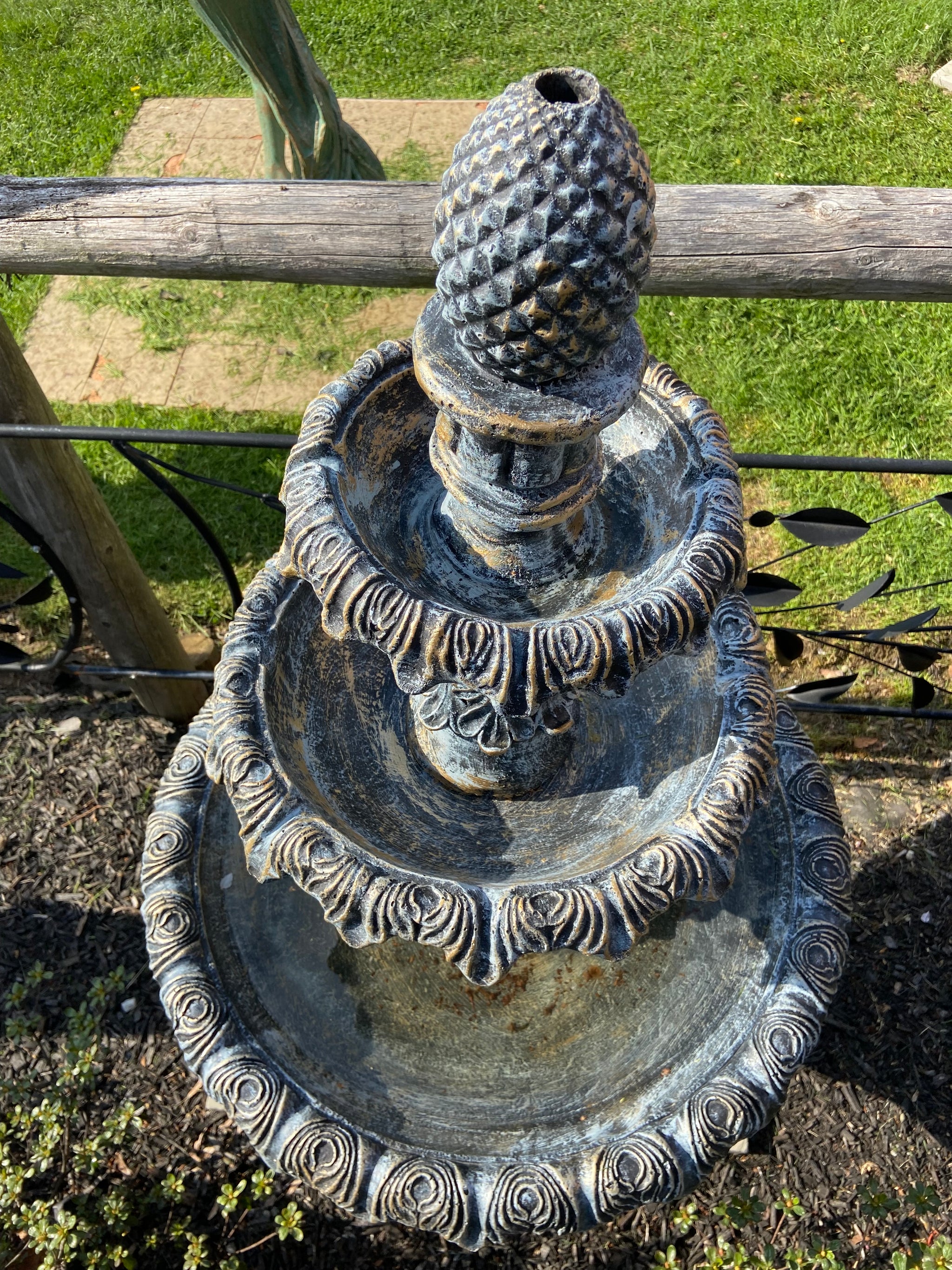 Williamsburg Fountain – Ziegler's Statuary